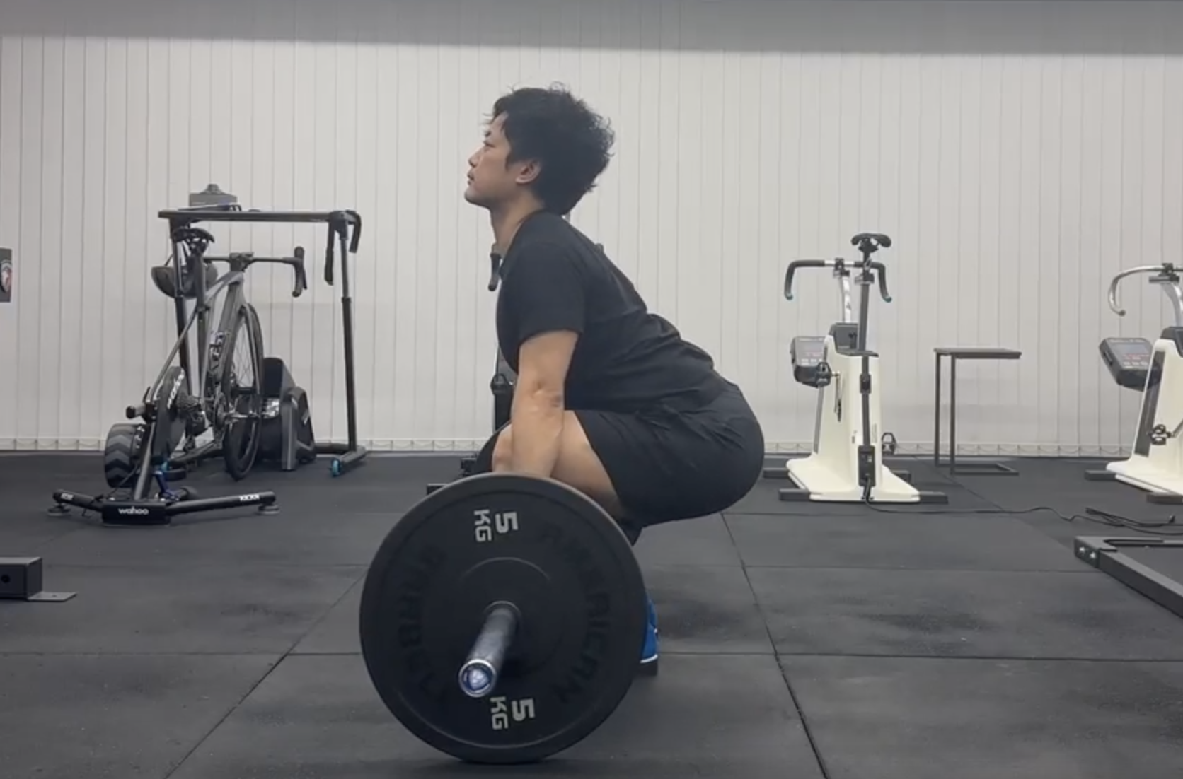 【筋トレ】デッドリフトのフォーム(動作)と鍛えられる筋肉と機能 | オルカパーソナルトレーニングジム 名古屋栄校